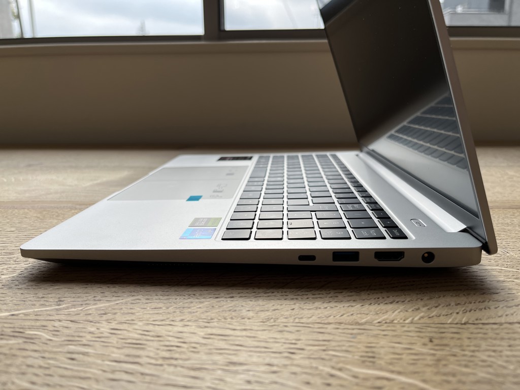 DAIV Z6-I7G60SR-A│パソコン(PC)通販のマウスコンピューター DAIV Z6-I7G60SR-A│パソコン(PC)通販のマウスコンピューター