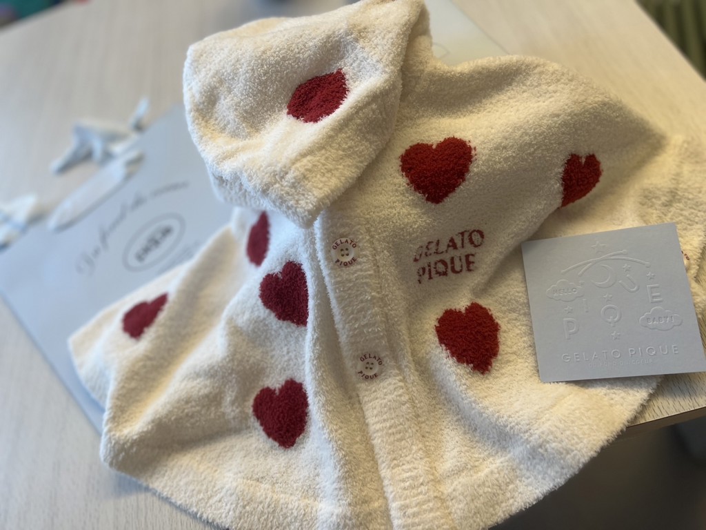 【BABY】エアリーモコハートポンチョの口コミ一覧 | リアルな口コミ・公式サイトのレビューならReviCoポータル